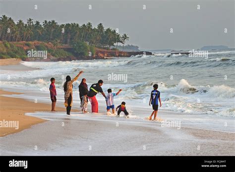 Plage De Thottada Banque De Photographies Et Dimages à Haute