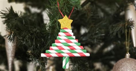 ΧΡΙΣΤΟΥΓΕΝΝΙΑΤΙΚΟ ΣΤΟΛΙΔΙ ΔΕΝΤΡΑΚΙ ΑΠΟ ΚΑΛΑΜΑΚΙΑ