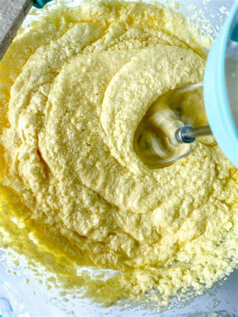 Key Lime Pound Cake With Lime Glaze Scrambled Chefs