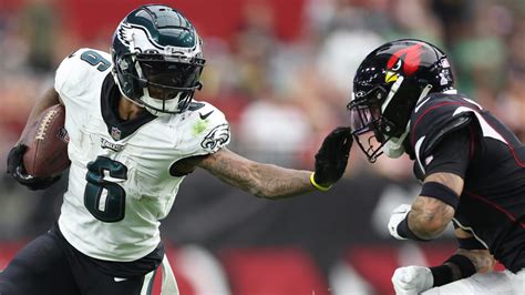 Eagles Devonta Smith Is The Skinniest Tough Guy In The Nfl