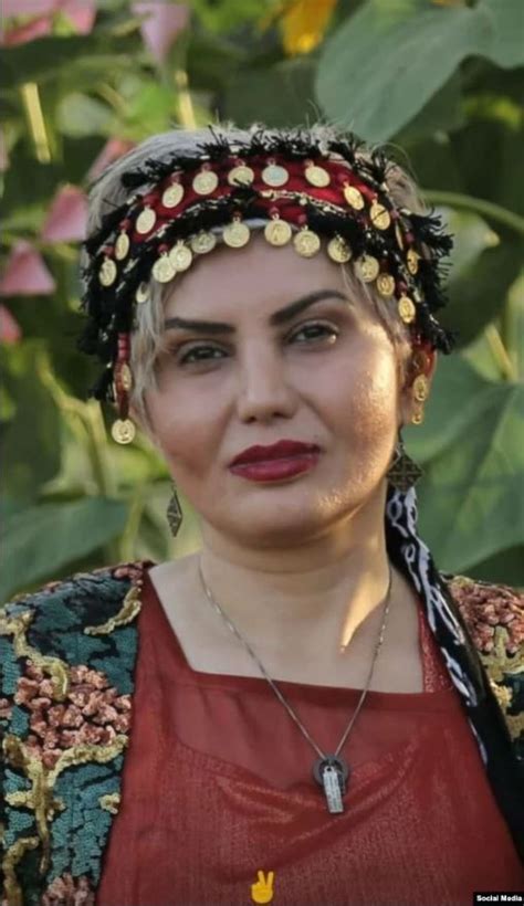 بالاترین مراسم خاکسپاری نسرین قادری به اعتراضات گسترده در کامیاران