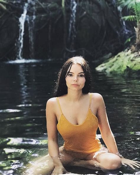 Eline Powell Nude Feet Pics And Topless Scenes Scandal Planet