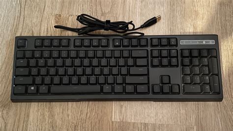 Razer Ornata Chroma Computers And Tech Parts And Accessories Computer Keyboard On Carousell