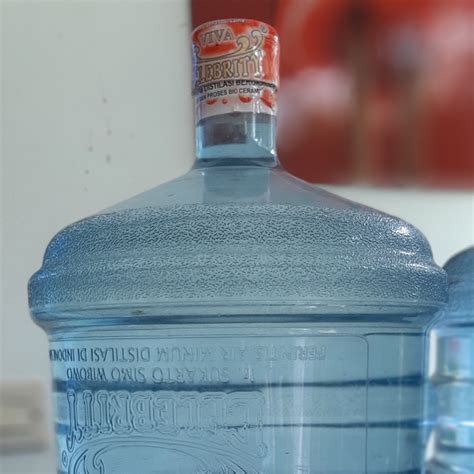 Celebrity Galon Toko24