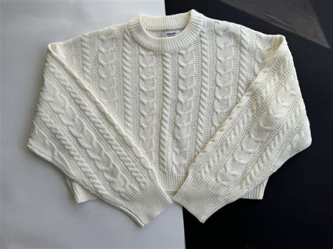 Кофтинка — ціна 250 грн у каталозі Джемпери Купити жіночі речі за доступною ціною на Шафі