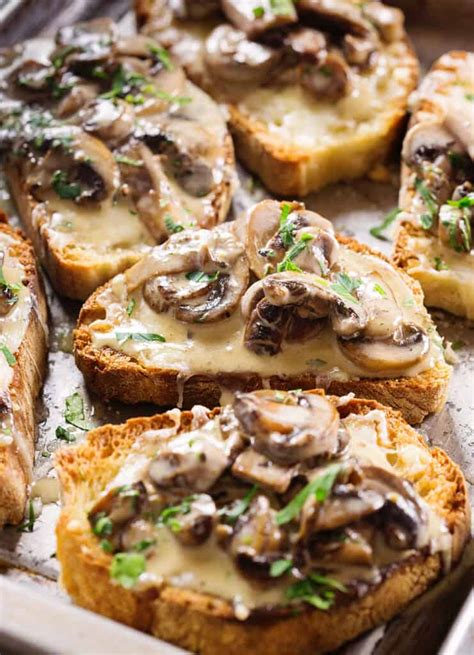 Bruschetta With Mozzarella And Creamy Mushrooms