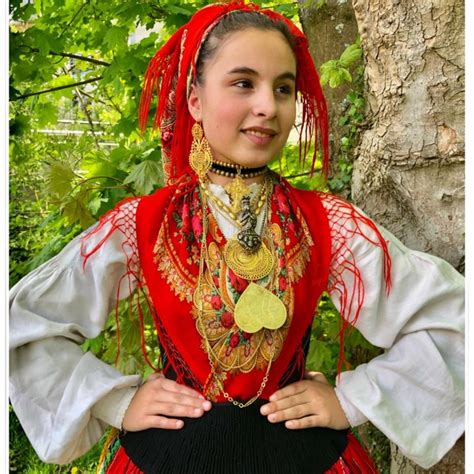 Minhotas No Luxemburgo Desfilam Em Viana Do Castelo Na Romaria Da