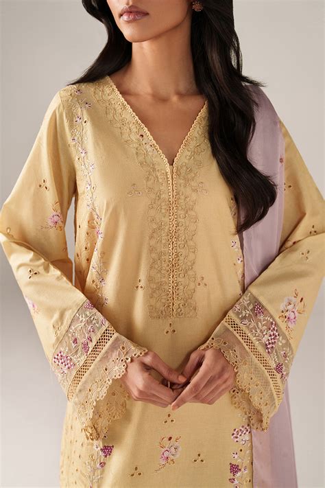 Iznik Springsummer Lawn 26 Ss 11 Libasekhas Uk
