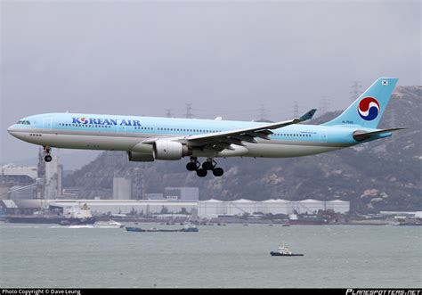 Hl7540 Korean Air Airbus A330 322 Photo By Dave Leung Id 296183