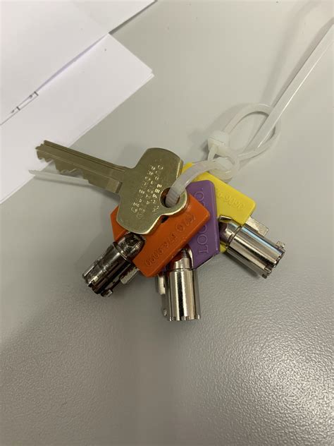 How Do I Order Extra Keys Tried Service Channel And That Option Wont Let Me R CVS