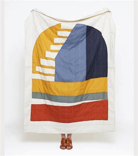 7 Organic Blankets To Naturally Warm Your Body Up