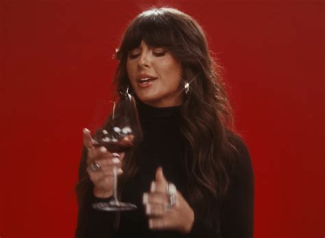 Ella Langley Unveils Reflective ‘be Her Official Video Ahead Of