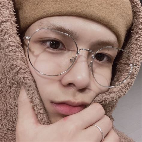 Elast엘라스트 On Twitter E Last Elast Yejun Brown Aesthetic