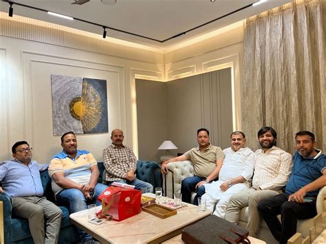 Maneesh Jaiswal On Linkedin My Lovely Extended Relatives 😊🙏