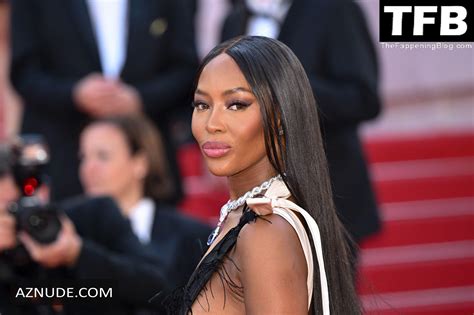 Naomi Campbell Sexy Seen Showing Off Her Sideboobs At The Annual Cannes Film Festival In Cannes