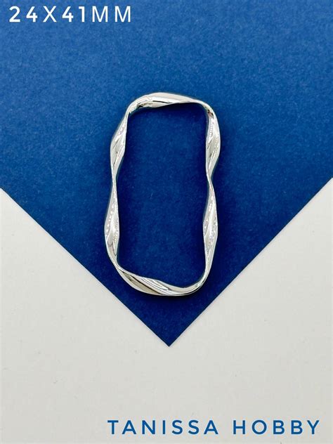 Коннектор витой овал мятый металл 24х41мм родий А013 купить по цене 100 руб Заказать в