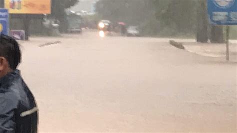 ចរាចរណ៍លើផ្លូវជាតិលេខ៤ត្រូវបានផ្អាកបណ្តោះអាសន្នសិន ដោយសារជំនន់ទឹកភ្លៀង នគរដ្រេហ្គន