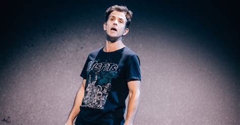 Joey Mcintyre Extends Run In Off Broadways Drag The Musical Playbill