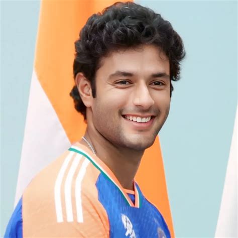 शिवम दुबे क्रिकेटर का जीवन परिचय Shivam Dubey Biography In Hindi The Star Diary