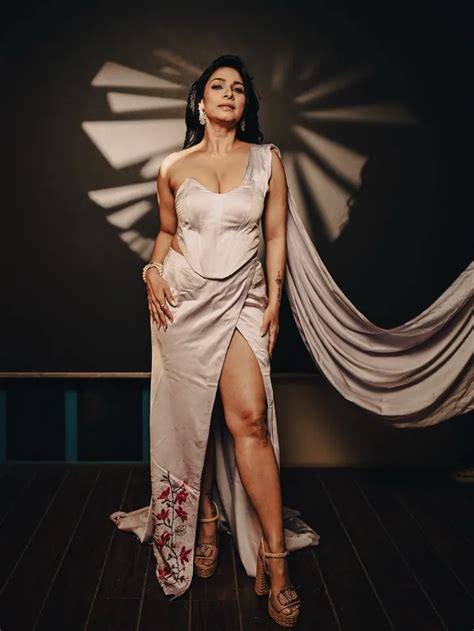 Tanishaa Mukerji Exudes Ethereal Elegance In A Lilac One Shoulder