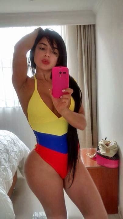 Showing Her Team Colors Porn Pic