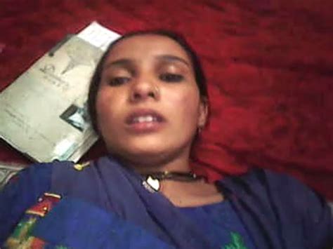 राजस्थानी भाभी की बुर चुदाई वीडियो Hindi Xxx Club