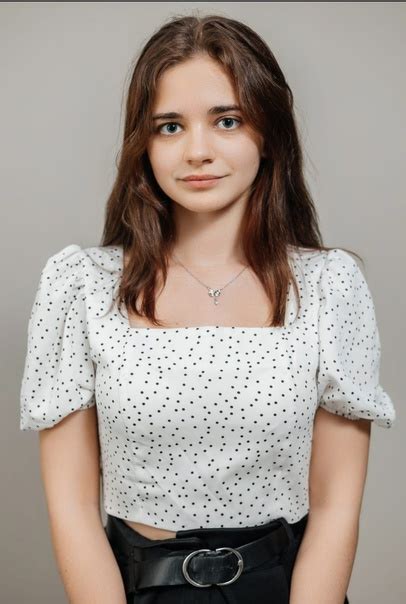 Уважаемая Мария Алексеевна поздравляем Вас с днем рождения Желаем всегда быть на волне