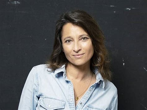 Rencontres Lyon Deux Visages De Nina Bouraoui à La Villa Gillet Et à