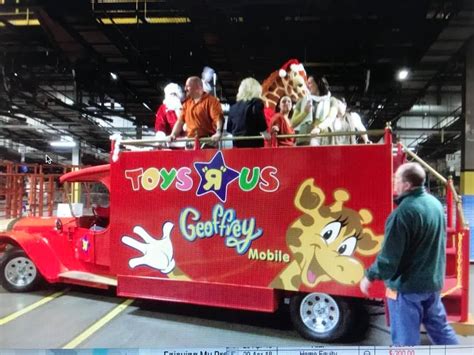 Backstory The Legend Of The Toys R Us Geoffreymobile The Toy Book