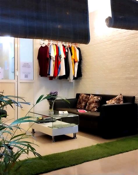 STORE Universal Print Pub