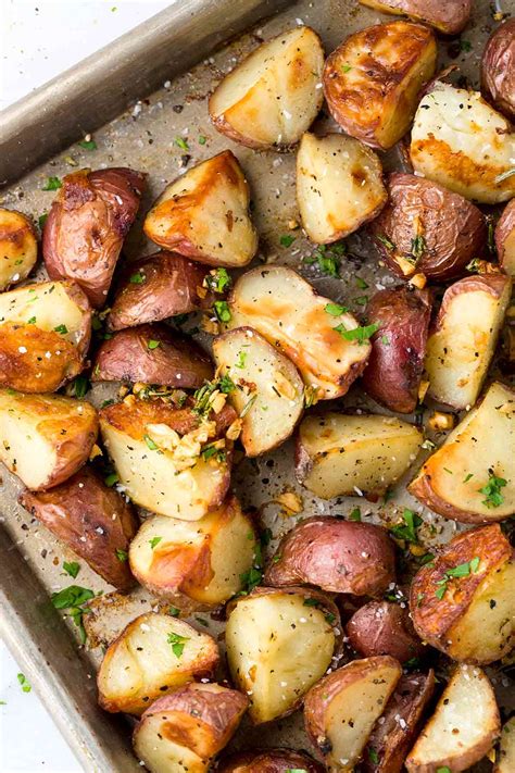 Garlic Roasted Potatoes With Rosemary Jessica Gavin