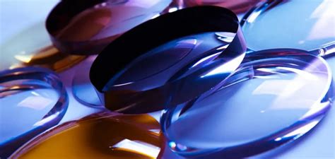 Broadband Antireflection Coatings For The Visible Range