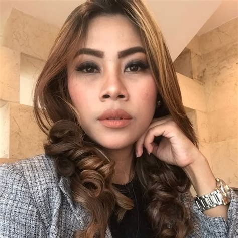 Luna Nursiswanti Luna Allunaaaaaaa • Threads Say More