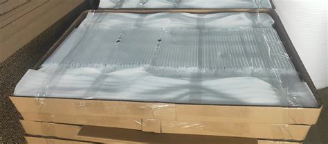 Living Space Plastic Shutter Pvc Finished Plantation Louver Shutter Customized Size Factory Living Space Plastic Shutter Pvc Finished Plantation Louver Shutter Customized Size Factory