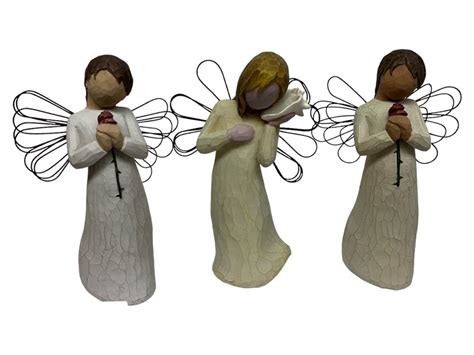 Lot 3 Willow Tree Figurines