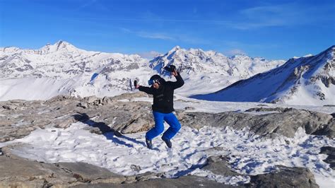 Hot Tub Sex Bagpipes And Screaming Matches Confessions Of A Chalet Boy