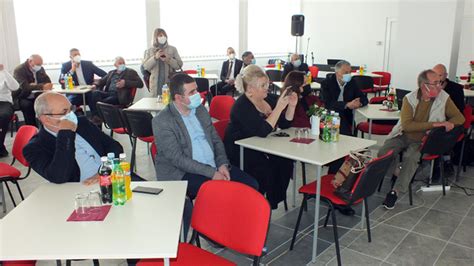 ОТВОРЕНА РЕКОНСТРУИСАНА ОШ 8 ОКТОБАР Општина Власотинце