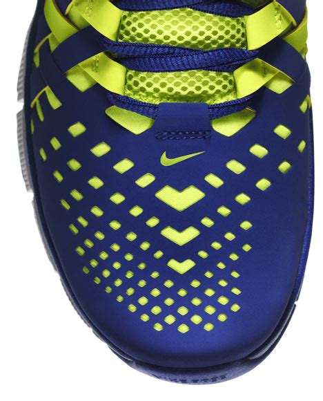 Nike Free Trainer 5 0 Inspired By A Chinese Finger Trap