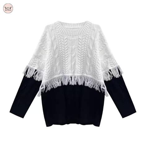 비비에모 라운드넥 배색 수술 꽈배기 루즈핏 스웨터 05051 에이블리