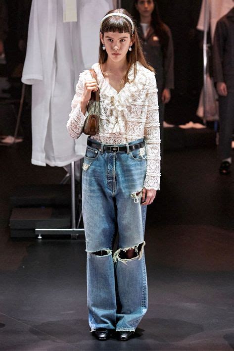 Blank Plain White Notebook Page With A Pen Mockup Premium Image By Kut Mockup