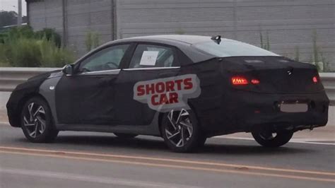 곧 출시합니다 2023 신형 아반떼 페이스리프트