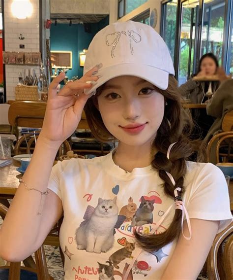 알콜리카 리본 모자 발레코어 여자 볼캡 연예인 소두 깊이 깊은 얼굴작아보이는 화이트 핑크 블랙 아이보리