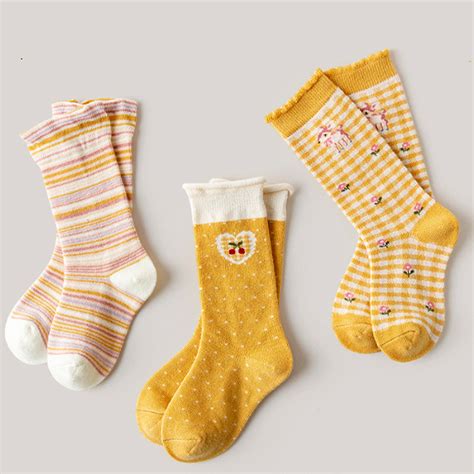 준캡 아동양말 어린이양말 노란꽃사슴 롱장목양말 3족세트 온채널