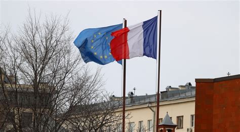 Украинских беженцев начали выселять из соцжилья в Европе Инфо24