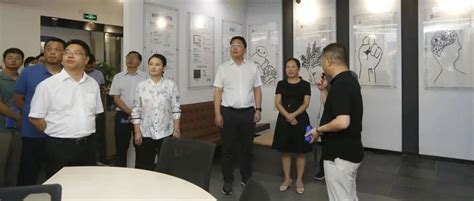 景德镇珠山区党政代表团来区考察 数字