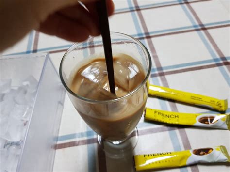 커피믹스로 아이스커피 만들기
