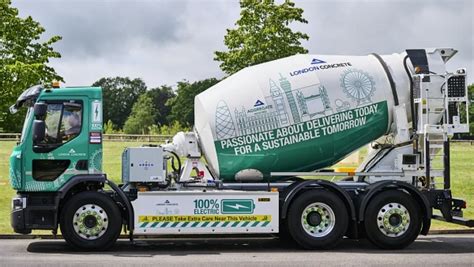 건설 현장도 전동화 열풍런던 전기 믹서 트럭 도입