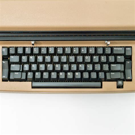 1983 Ibm Selectric Iii Correcting Old Bobs Old Typewriters