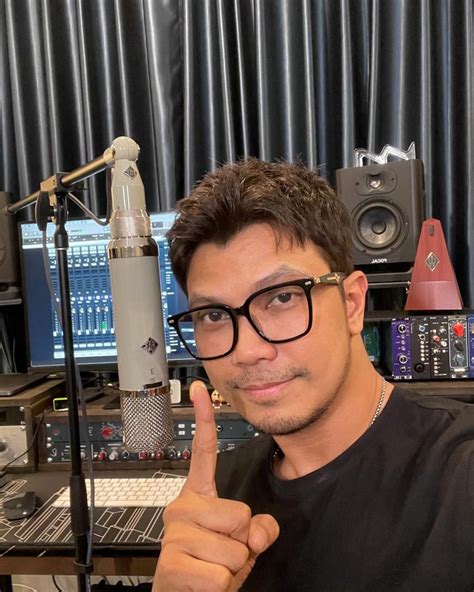 หนุ่ม กะลา ตอบชัด สถานะ จ๊ะโอ๋ งามพริ้ง ลั่นต้องให้เกียรติเขาด้วย เจอถามจี๊ดของขึ้นเลย