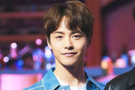 大白天的，马天宇居然当着粉丝的面撩她还想用手铐铐住她的人和心